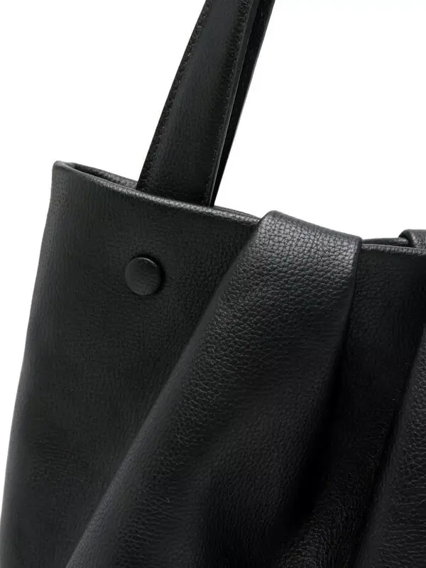 THEMOIRE Pleated Tote - Black
