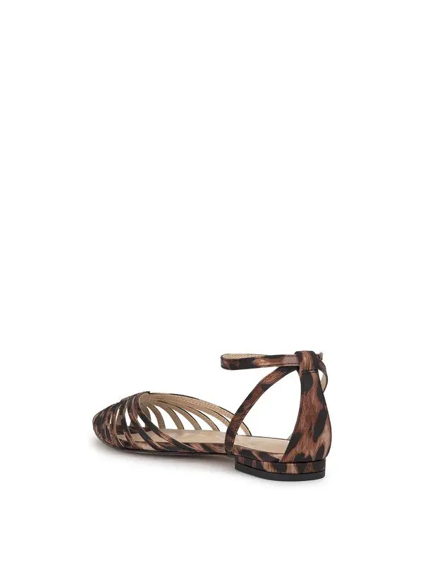 Vince Camuto Eulean Sandal In Leopard