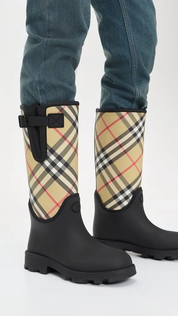 Burberry Rubber Marsh Stamp High Boots