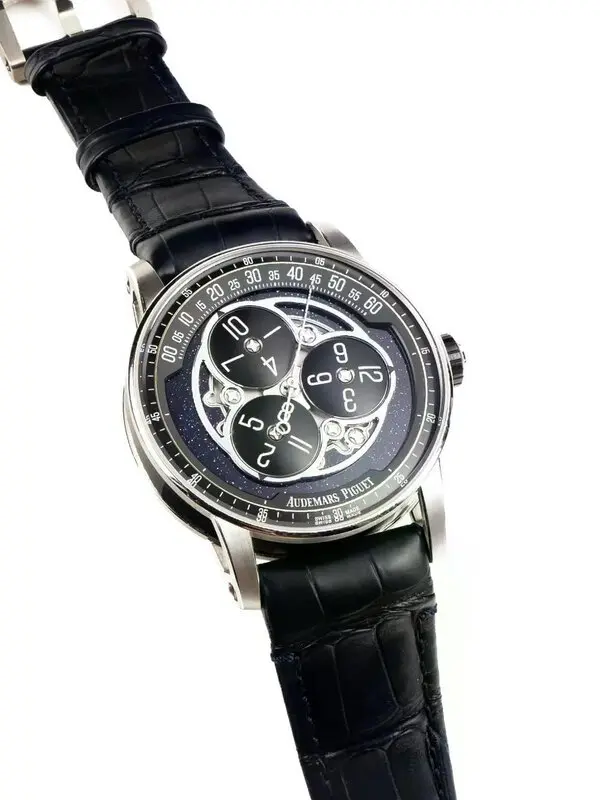 AUDEMARS PIGUET 41mm Code 11.59 Watch - Blue
