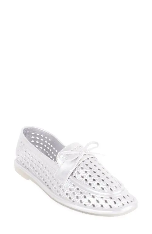Tahari Maple Cutout Loafer - Silver