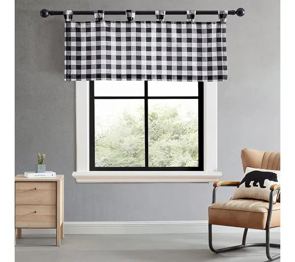 Eddie Bauer Mountain Plaid Black 50x20 Window V Alance - One-color