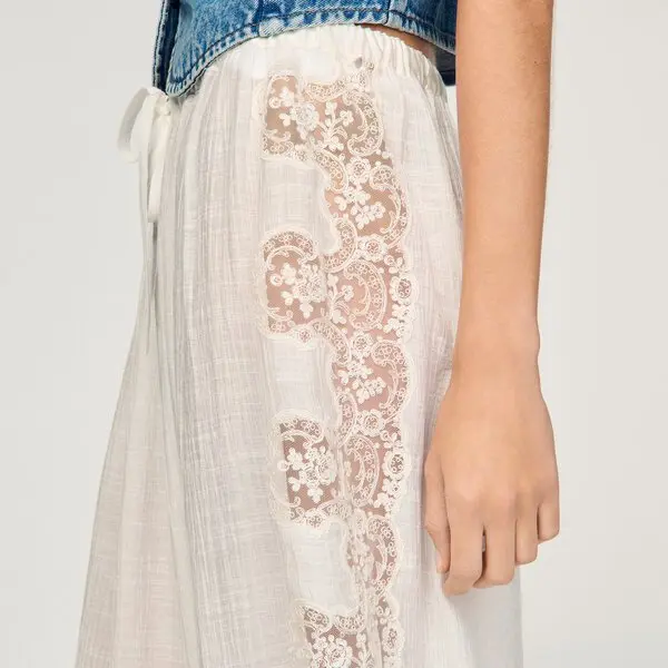 Sandro Balloon Crepon Pants With Lace - White
