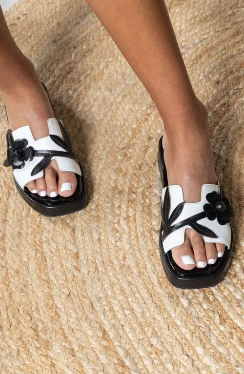 L'AMOUR DES PIEDS Aldara Slide Sandal