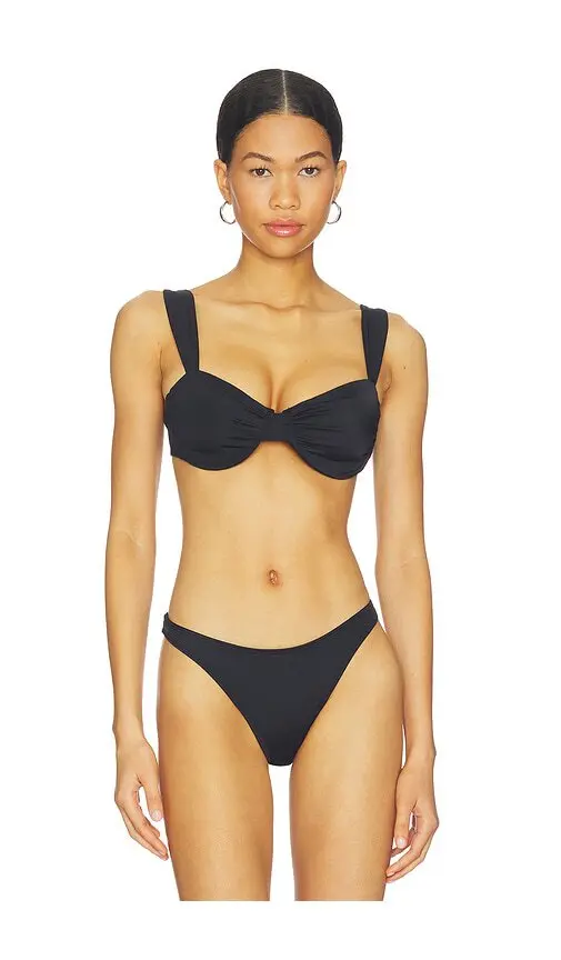 AWAY THAT DAY Isla Del Sol Bikini Top - Black