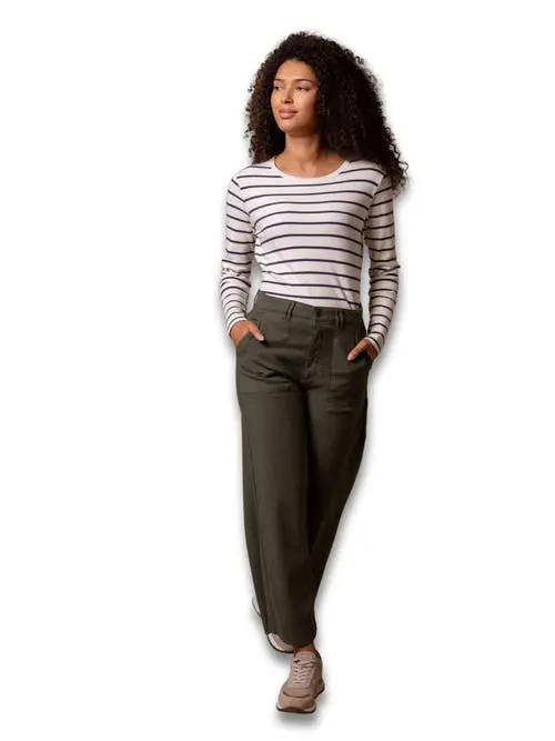 CELTIC & CO. Wide Leg Pleat Front Pant