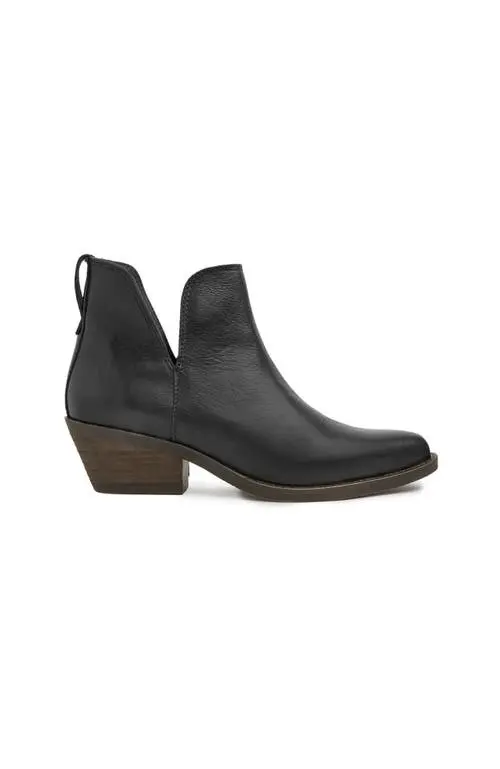 CELTIC & CO. Leather Split Detail Ankle Boots - Black