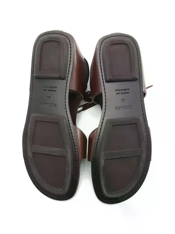 Hermès Garate Leather Thong Sandals