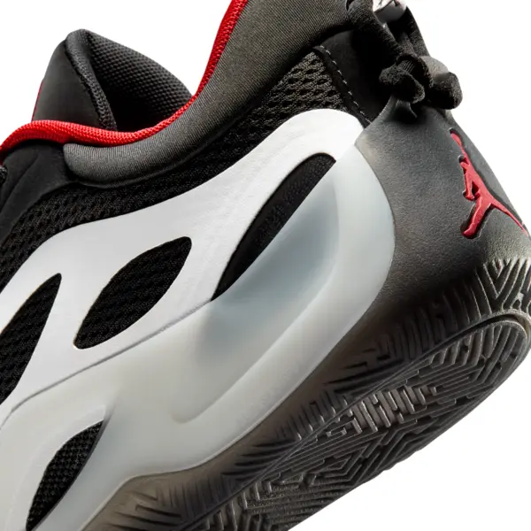 JORDAN Heir Series 2 "bloodline" Basketball Sneakers - Black