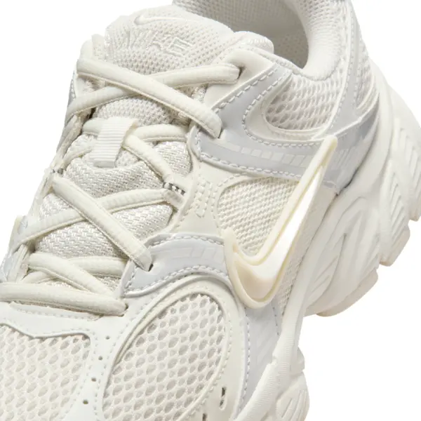 Nike V5 Rnr Sneakers - Grey