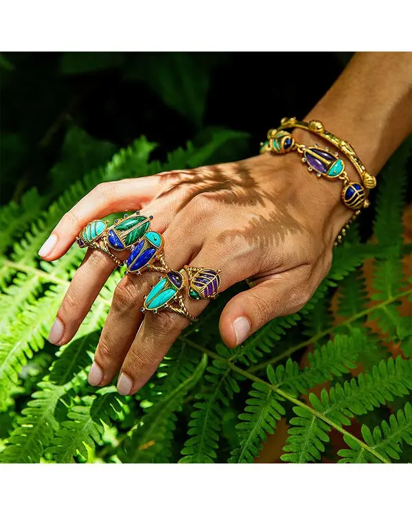 CAPUCINE DE WULF Amethyst & Turquoise Scarab Grande Ring - Malachite/amethyst