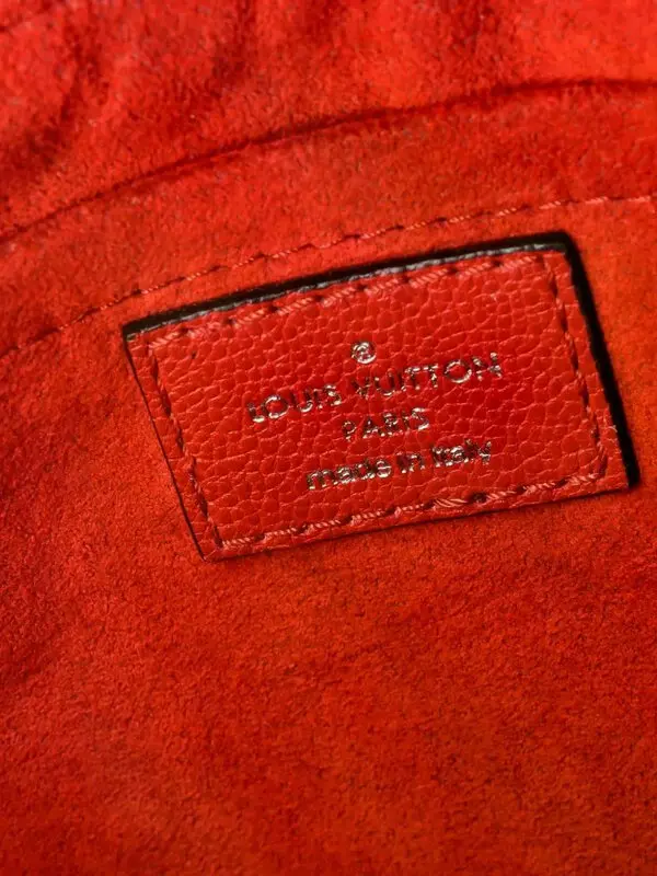LOUIS VUITTON Very Messenger Monogram