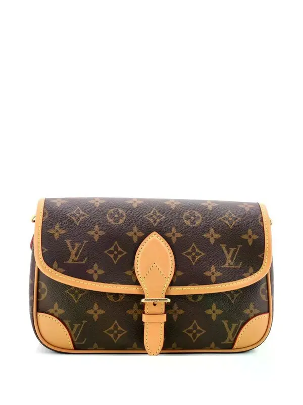 LOUIS VUITTON Diane Nm Handbag Monogram Canvas Crossbody Bag - Brown