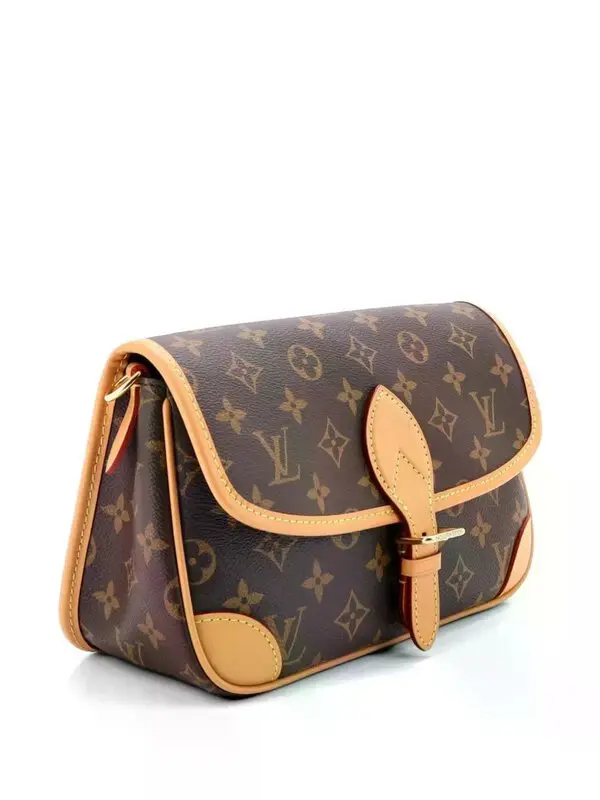 LOUIS VUITTON Diane Nm Handbag Monogram Canvas Crossbody Bag - Brown