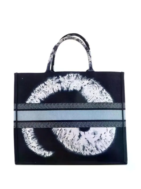 Dior Book Embroidered Large Tote Bag - Blue