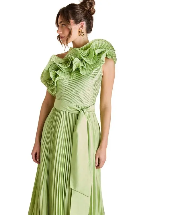 halter scarf dress Tiered Mini %20The%20product%20images%20(without%20model)%20are%20closest%20to%20the%20true%20color%20of%20the%20item main image 1