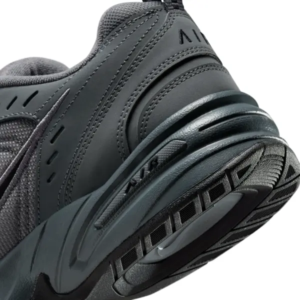 Nike Air Monarch Iv Workout Shoes