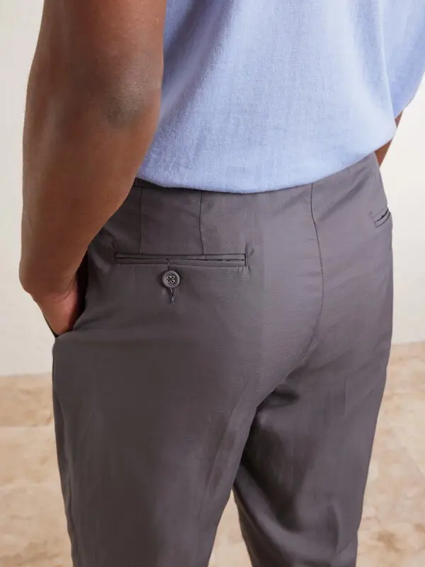 Officine Générale Drew Tapered Pleated Lyocell, Linen And Cotton-blend Trousers