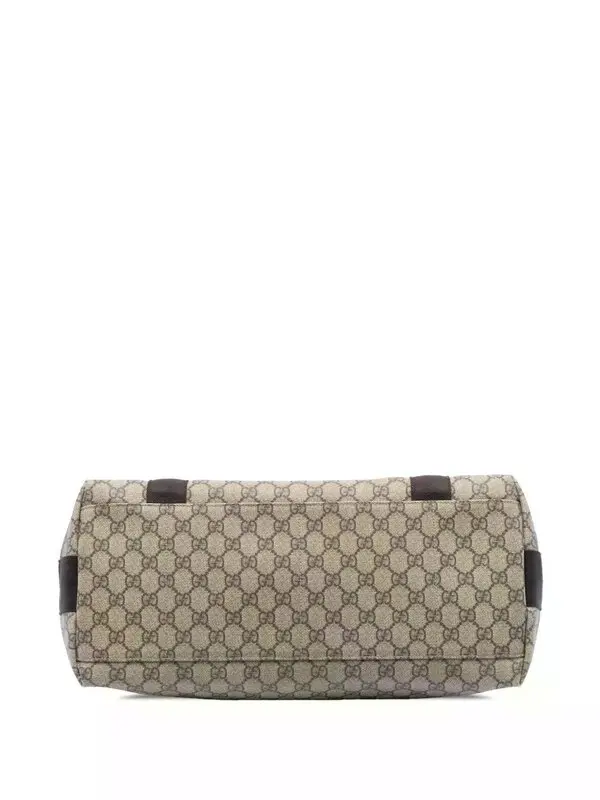 Gucci Gg Supreme Crossbody Bag