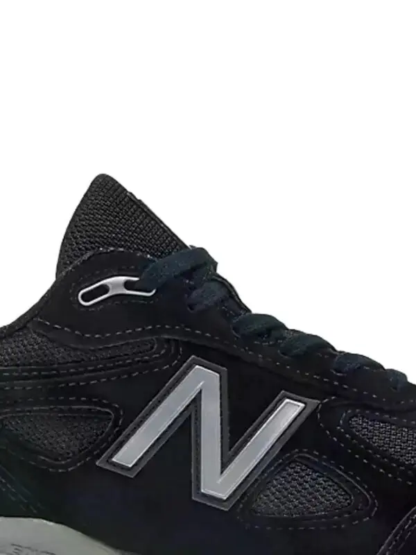 NEW BALANCE Made In Usa 990v4 Sneakers - Black