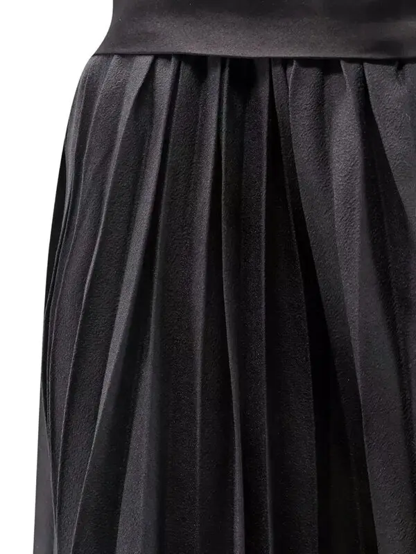 R2W Pleated Maxi Skirt