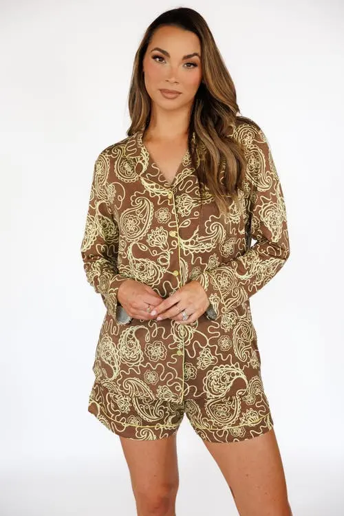 IN MY SUNDAYS Long Sleeve & Short Pajama Set - Chartreuse Mirage