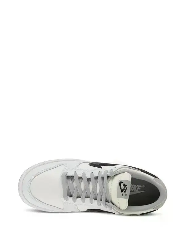 Nike Down Low Gtx Sneakers