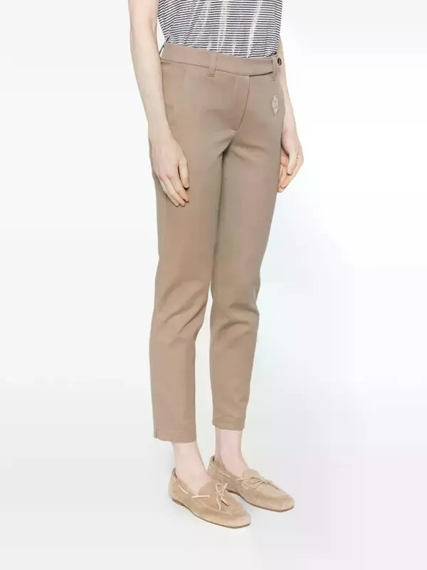 Brunello Cucinelli Regular Fit Trousers With Logo Patch - Neutrals