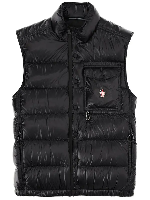Moncler Padded Jacket With Logo - Black