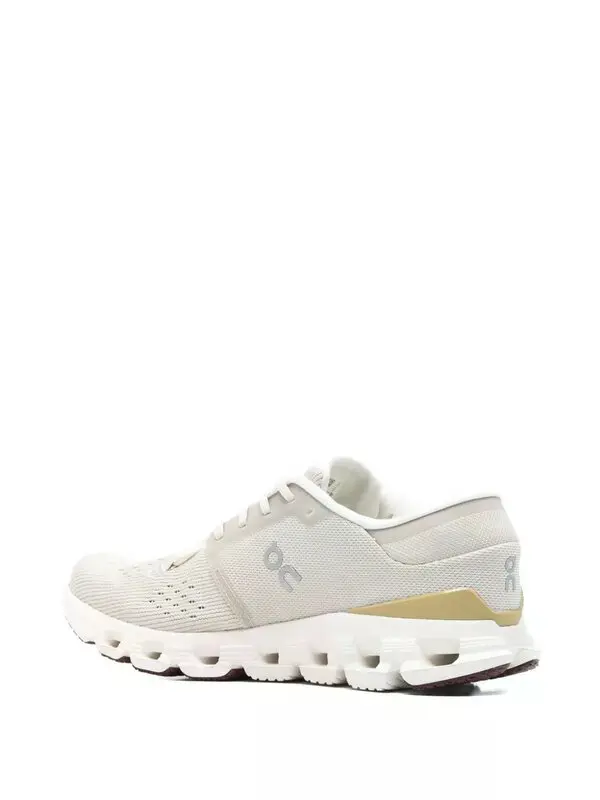 On Cloud X 4 Sneakers
