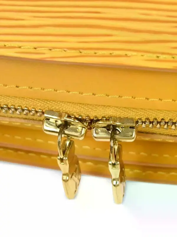 LOUIS VUITTON 1998 Epi Pont Neuf Tote Bag - Yellow