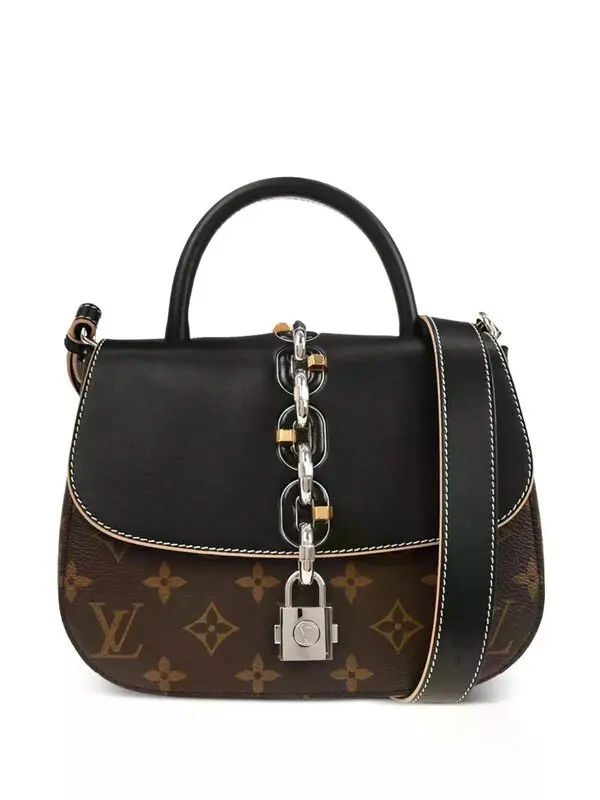 LOUIS VUITTON 2018 Monogram Chain Handbag