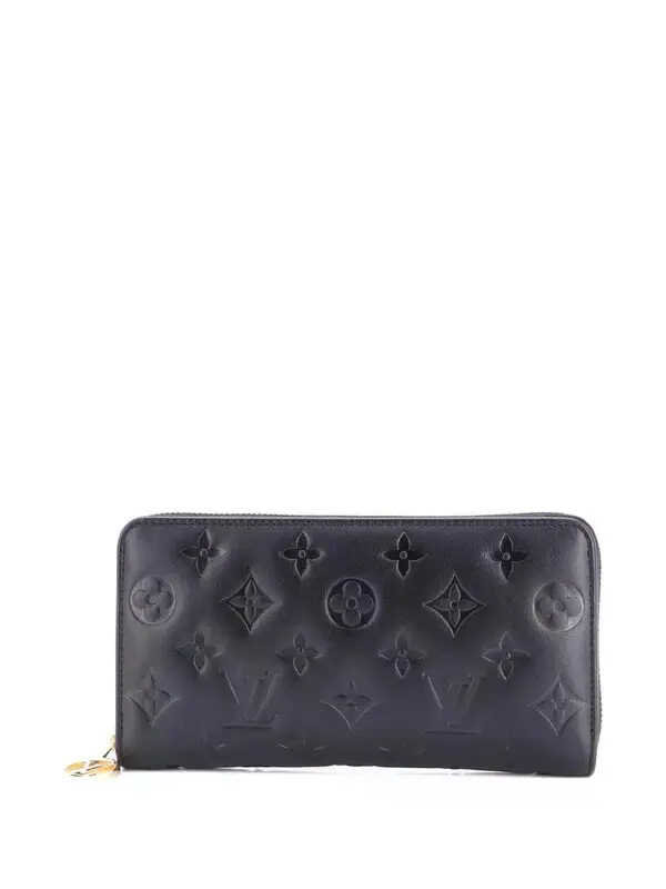LOUIS VUITTON Coussin Zippy Wallet Monogram Embossed Lambskin Small Wallets - Black