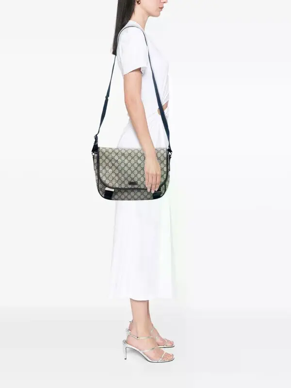 Gucci Gg Supreme Crossbody Bag - Grey