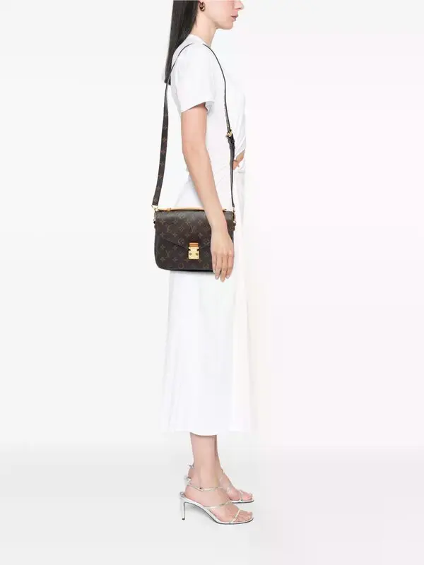 LOUIS VUITTON 2016 Monogram Pochette Metis Satchel - Brown