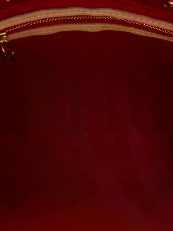 LOUIS VUITTON 2007 Monogram Vernis Reade Pm Handbag - Red