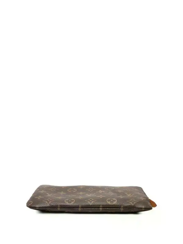 LOUIS VUITTON 2018 Monogram Etui Voyageur Pm Clutch - Brown
