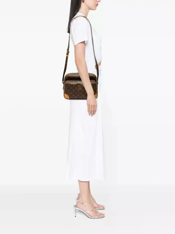 LOUIS VUITTON 2005 Monogram Nil Crossbody Bag