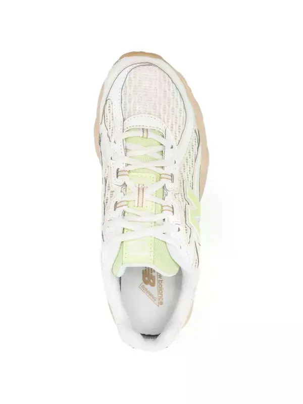 NEW BALANCE 740 Logo Sneakers - Neutrals