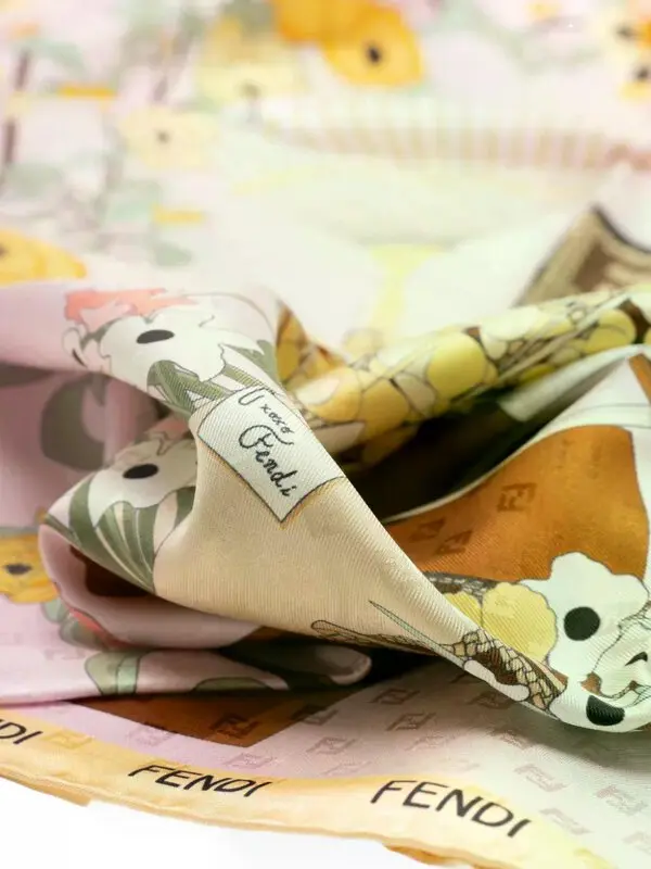 Fendi Gardening-print Silk Scarf - Pink
