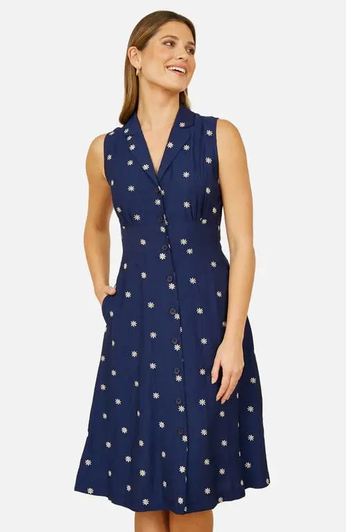 YUMI Daisy Print Sleeveless Shirt Dress