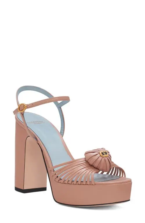 Valentino Garavani Royal Platform Sandal - Light Phard