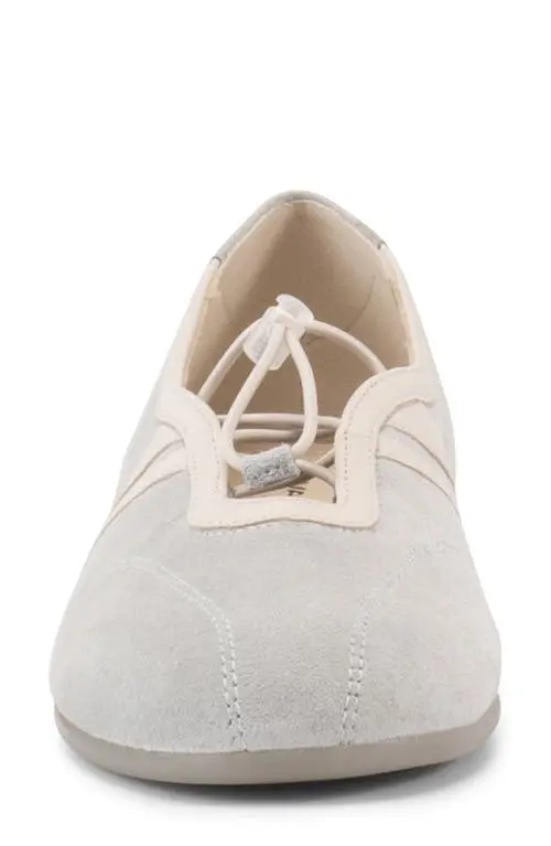 VAGABOND SHOEMAKERS Hollie Lace-up Flat - Light Blue