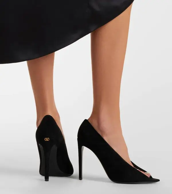 Valentino Garavani Revele Suede Peep-toe Pumps