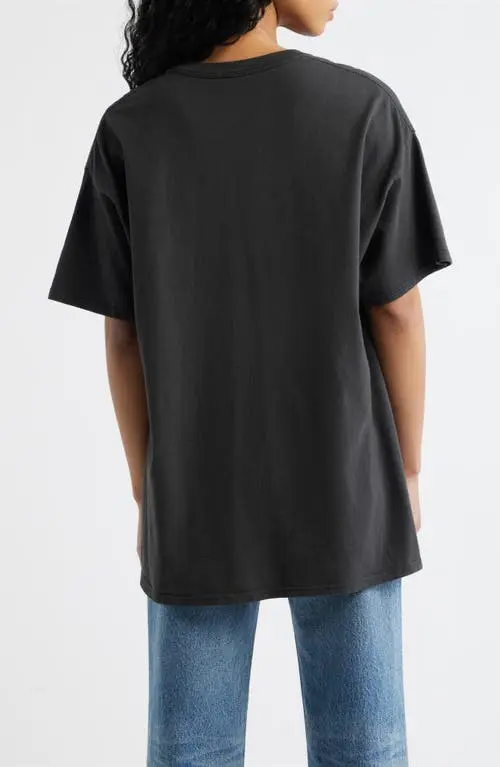 MERCH TRAFFIC Graphic T-shirt