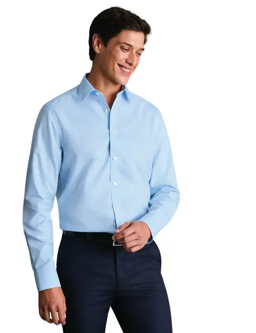 CHARLES TYRWHITT Non-iron Twill Point Collar Shirt - Sky Blue