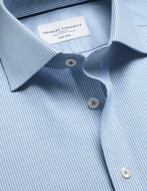 CHARLES TYRWHITT Non-iron Greenwich Weave Cutaway Shirt - Indigo Blue