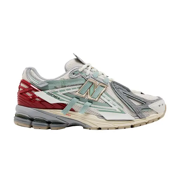 NEW BALANCE 1906 Sneakers - Grey