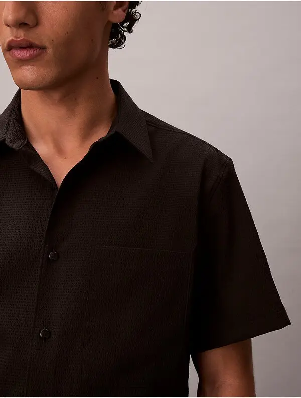 Calvin Klein Solid Seersucker Classic Button-down Shirt - Black