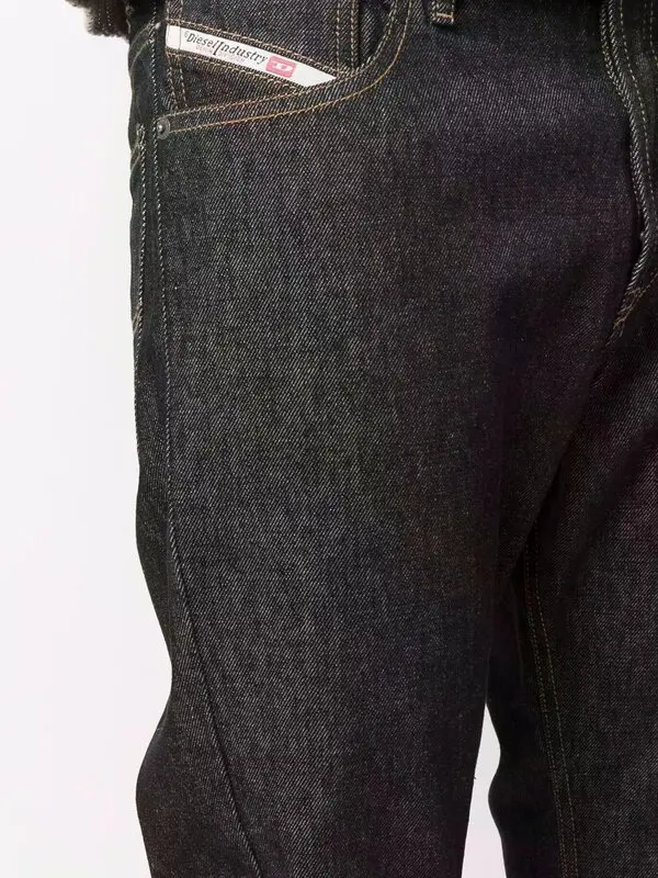 DIESEL® 1995 D-sark Z9c34 Straight-leg Jeans - Black